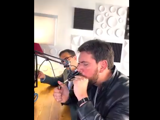 Candidato do Equador fuma cannabis e viraliza - Cannalize